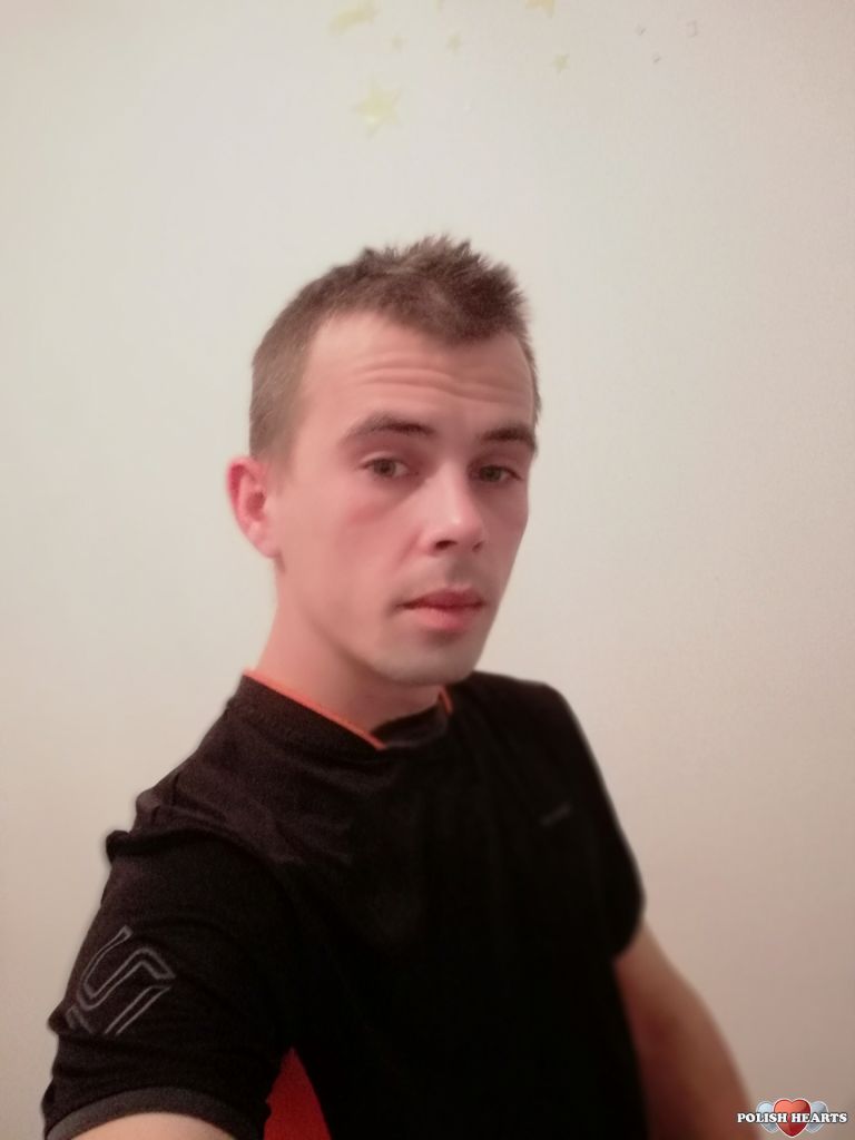 Handsome Polish man: user: Nudziarz27, 33 years old